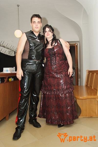Party.at - Photos: Lack-Leder-Nacht, Schloss Hunyadi