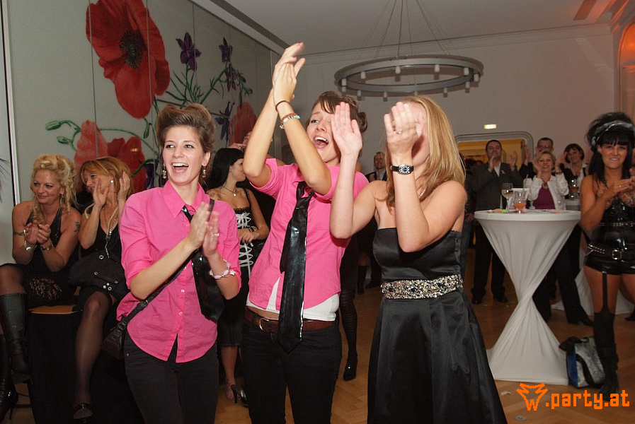 Party.at - Photos: Lack-Leder-Nacht, Schloss Hunyadi