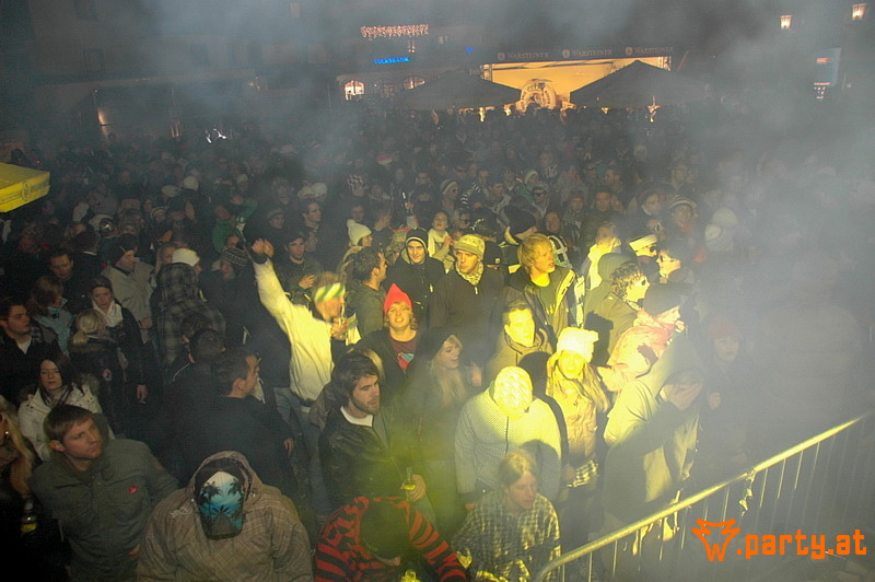 Party.at - Photos: Rave On Snow 2009, Dorfplatz / Open Air Stage
