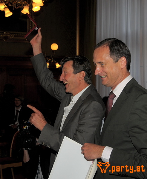 Party.at - Photos: Verleihung des Goldenen Verdienstzeichens des Landes ...