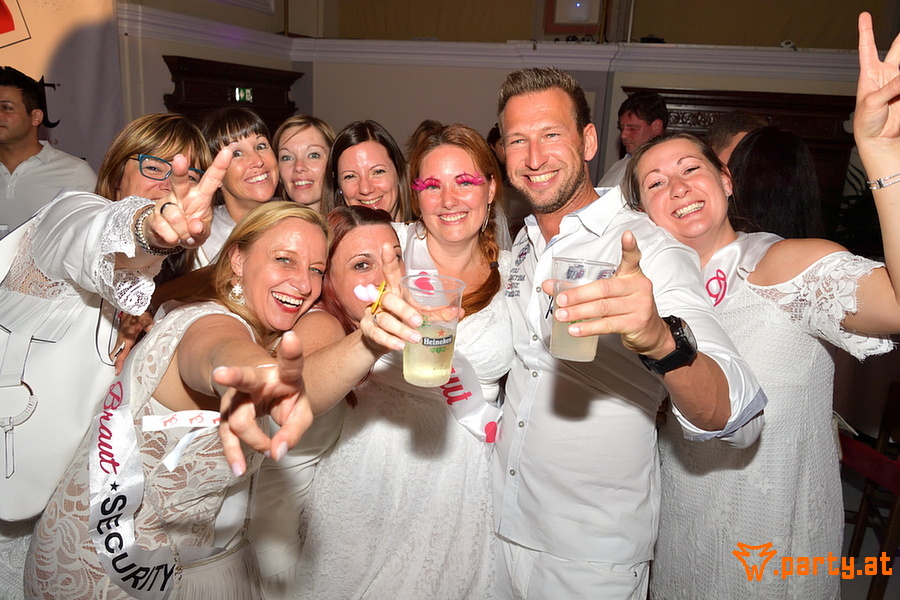 Party.at - Photos: Baden in Weiß, Baden bei Wien - Josefsplatz ...